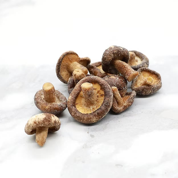 Other Foods - Crunchy Shiitake Mushroom - Black Truffle & Pink salt ...
